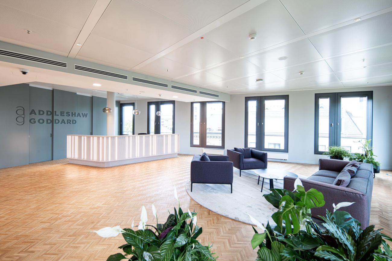 Empfangsbereich und Bibliothek | Addleshaw Goddard in Frankfurt